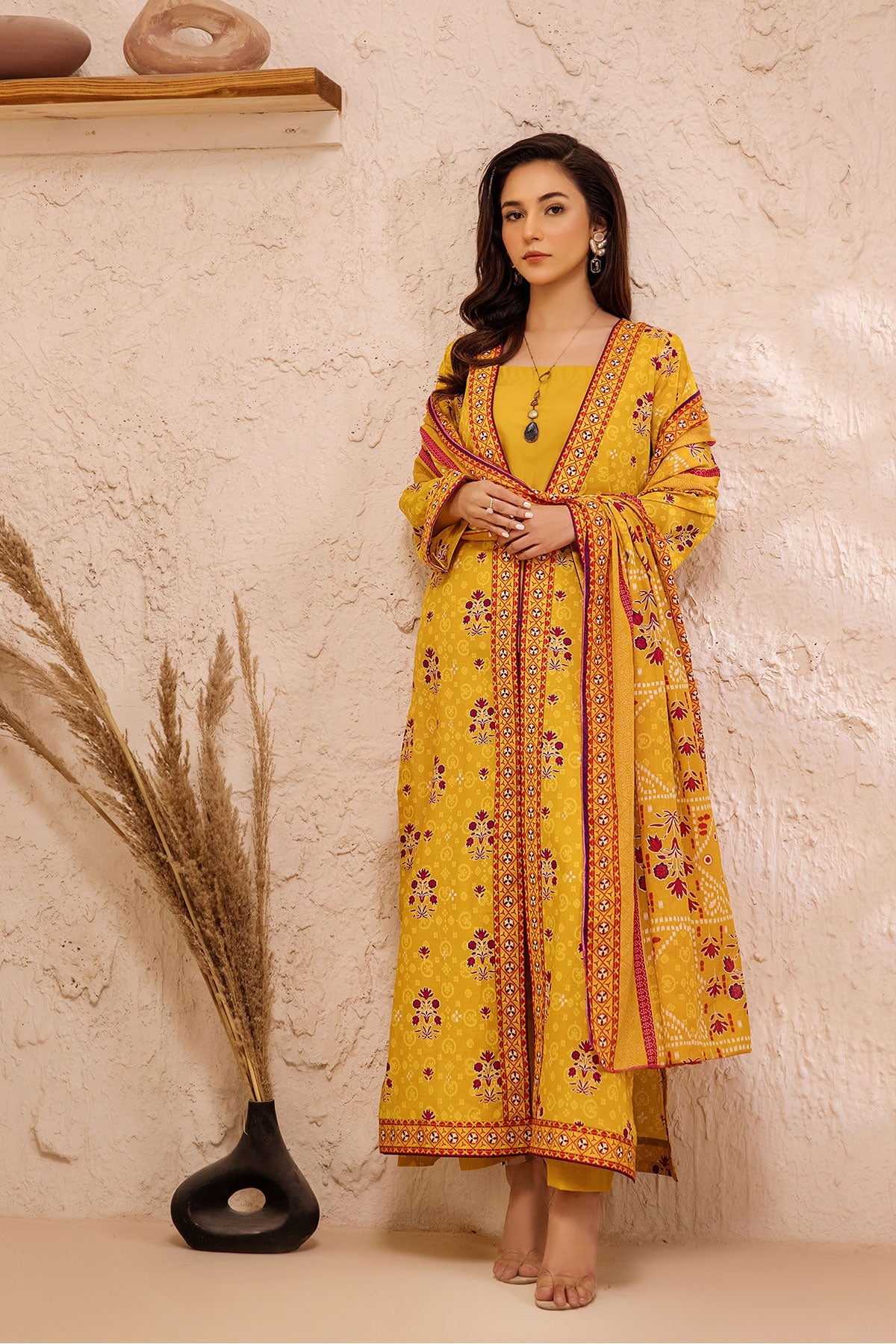 SAFWA- Unstitched Affordable 3PC Digital Printed Fine Lawn-Latest Paki ...